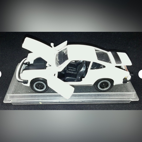 NZG Modelle | Toys | New Vintage Nzg Modelle 26w White Porsche 911 ...